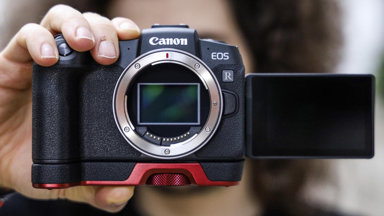 OFFICIAL Canon EOS RP Hands On PHOTO SHOOT A GAME CHANGING 1 299